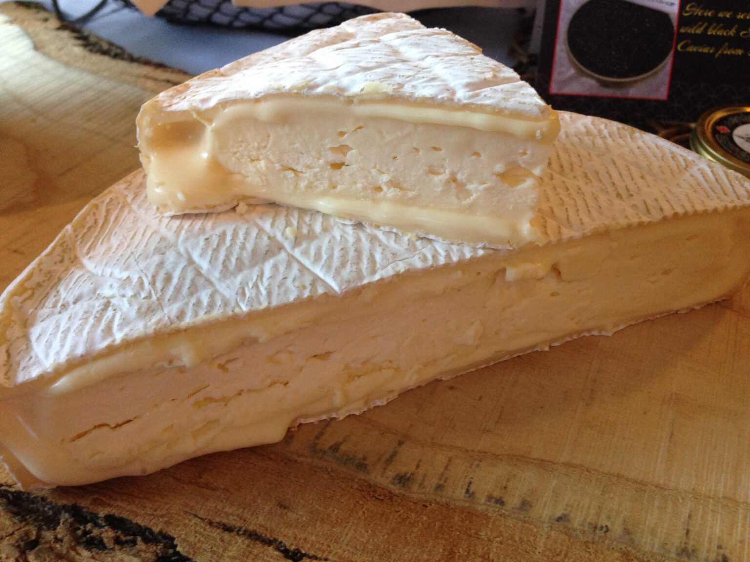 CheeseLover.ca – Never met a cheese I didn't like . . . well, hardly ever